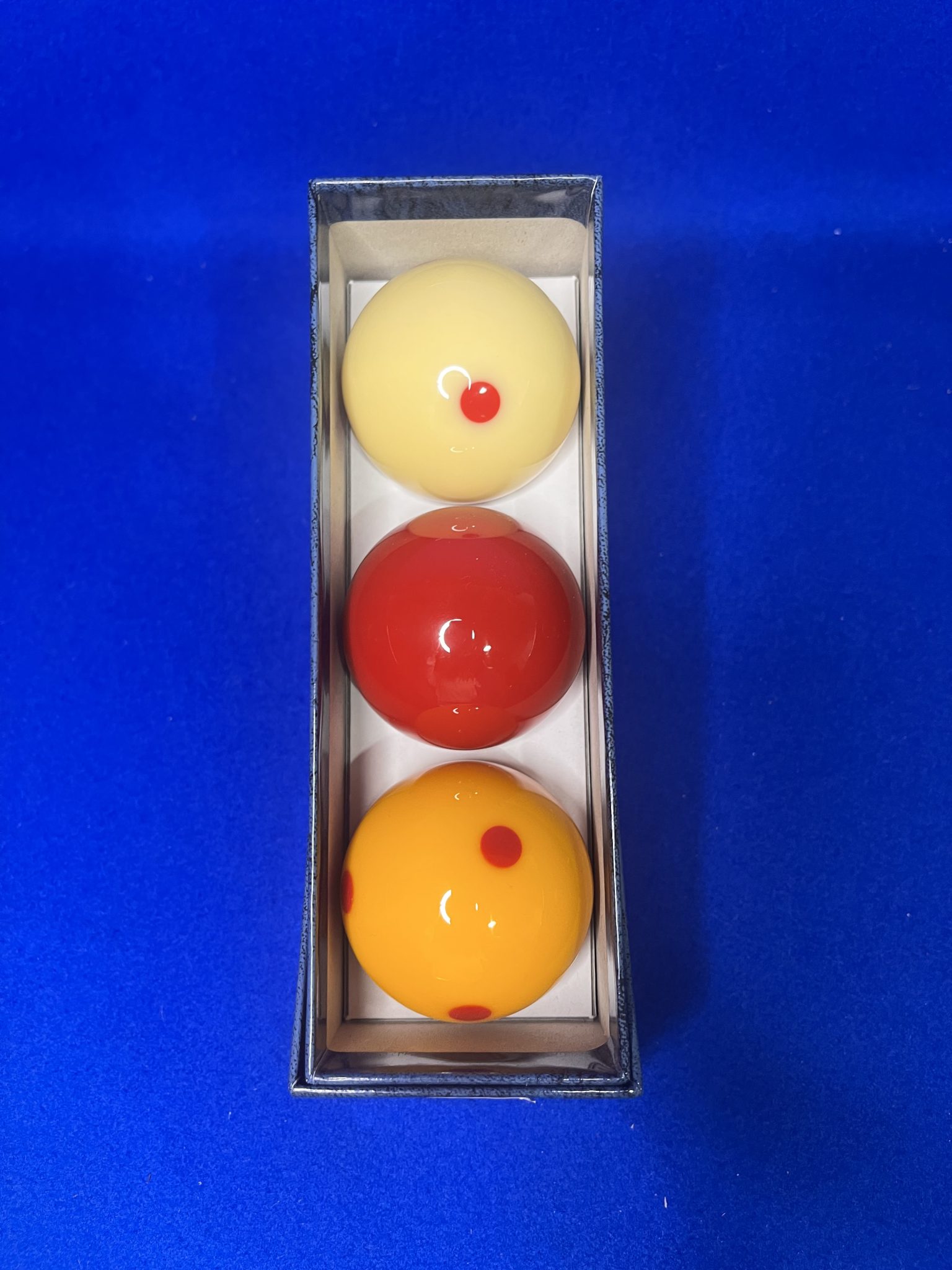Pro Cup Billiard Balls | Old Mates Mancave